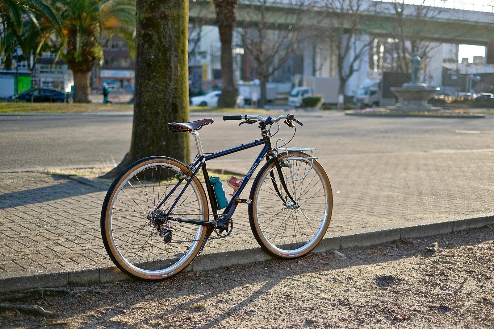 SimWorks: Volummy Tubeless Tyre – Action Bicycle Club