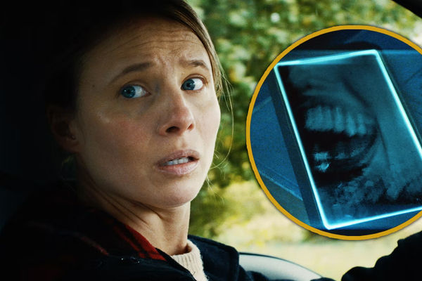 The Haunting Tale of Cellphone: A Horror Masterpiece