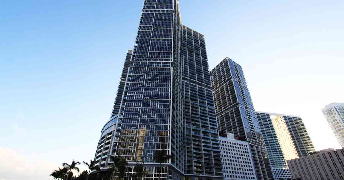 Icon Brickell Tower I Condos in Brickell, Miami, FL