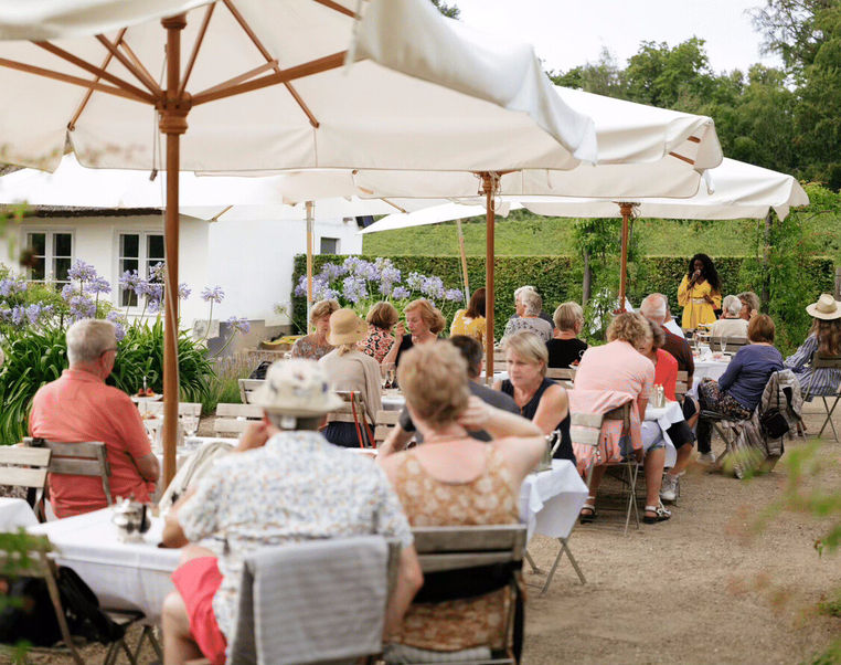 Chaya Tehuset | Book dit arrangement