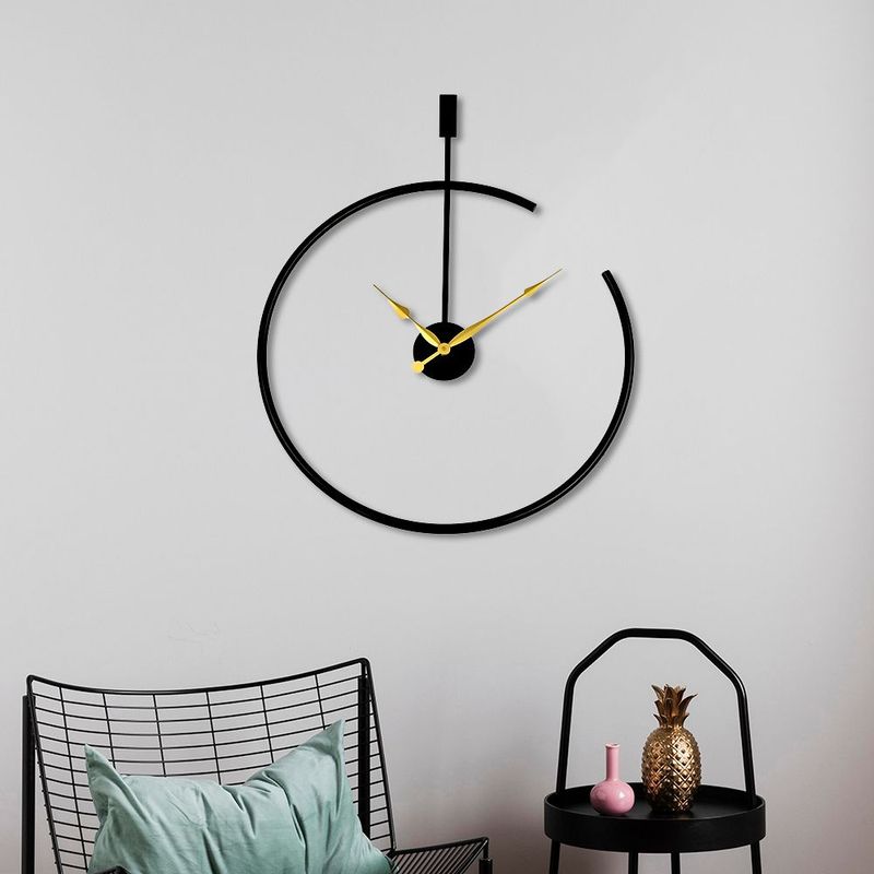 Buy Cranny Wall Clock Online at Best Prices Starting from ₹2327 | Wakefit