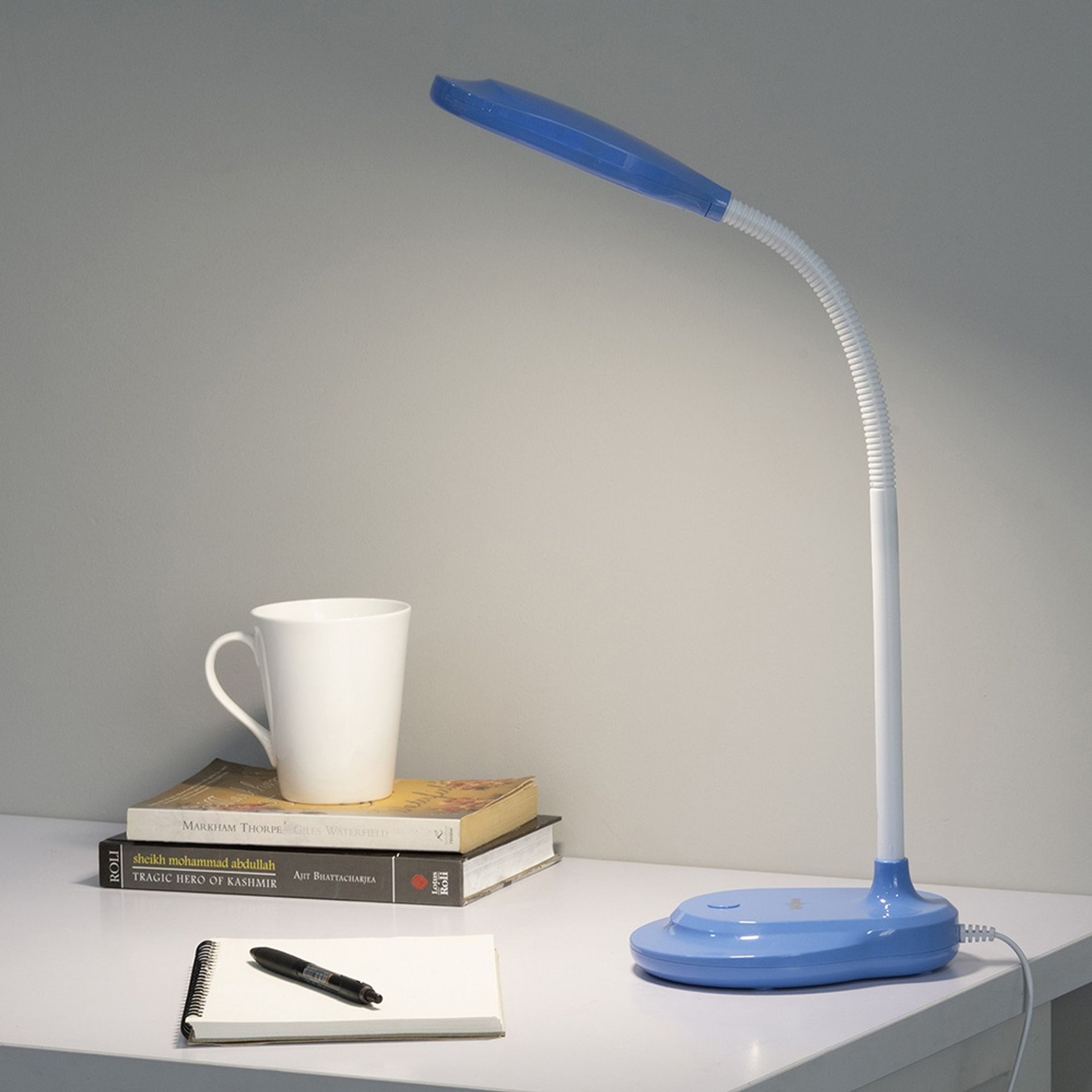 Buy Study Table Lamp Online at Best prices starting from ₹448 | Wakefit