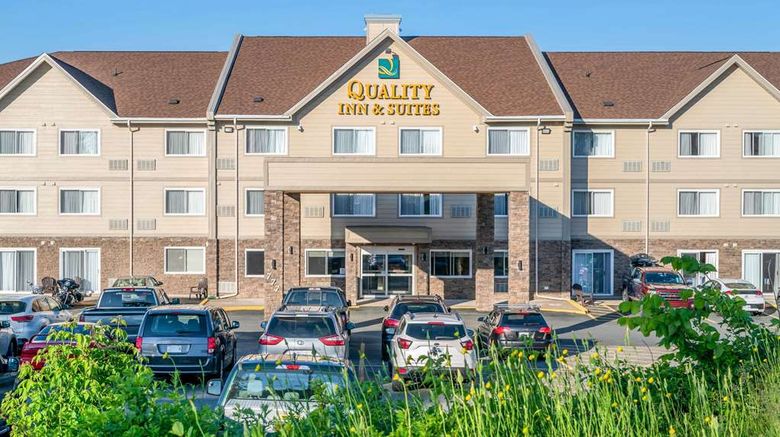 Quality Inn & Suites Bathurst- Bathurst, NB Hotels- Tourist Class ...