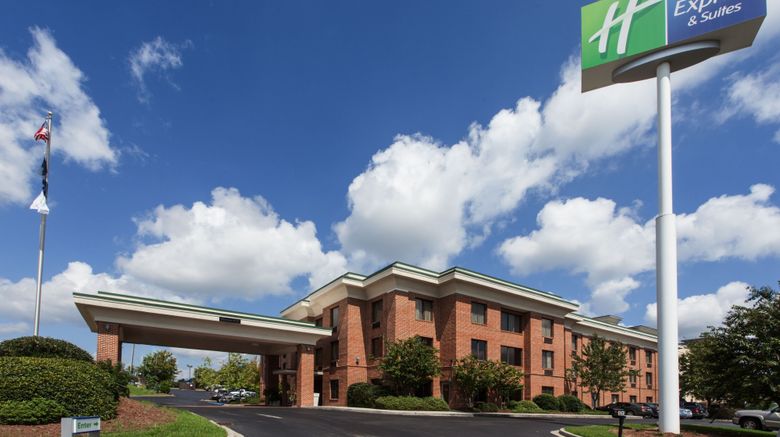 Holiday Inn Express Hotel & Suites- Tourist Class Columbia, SC Hotels ...