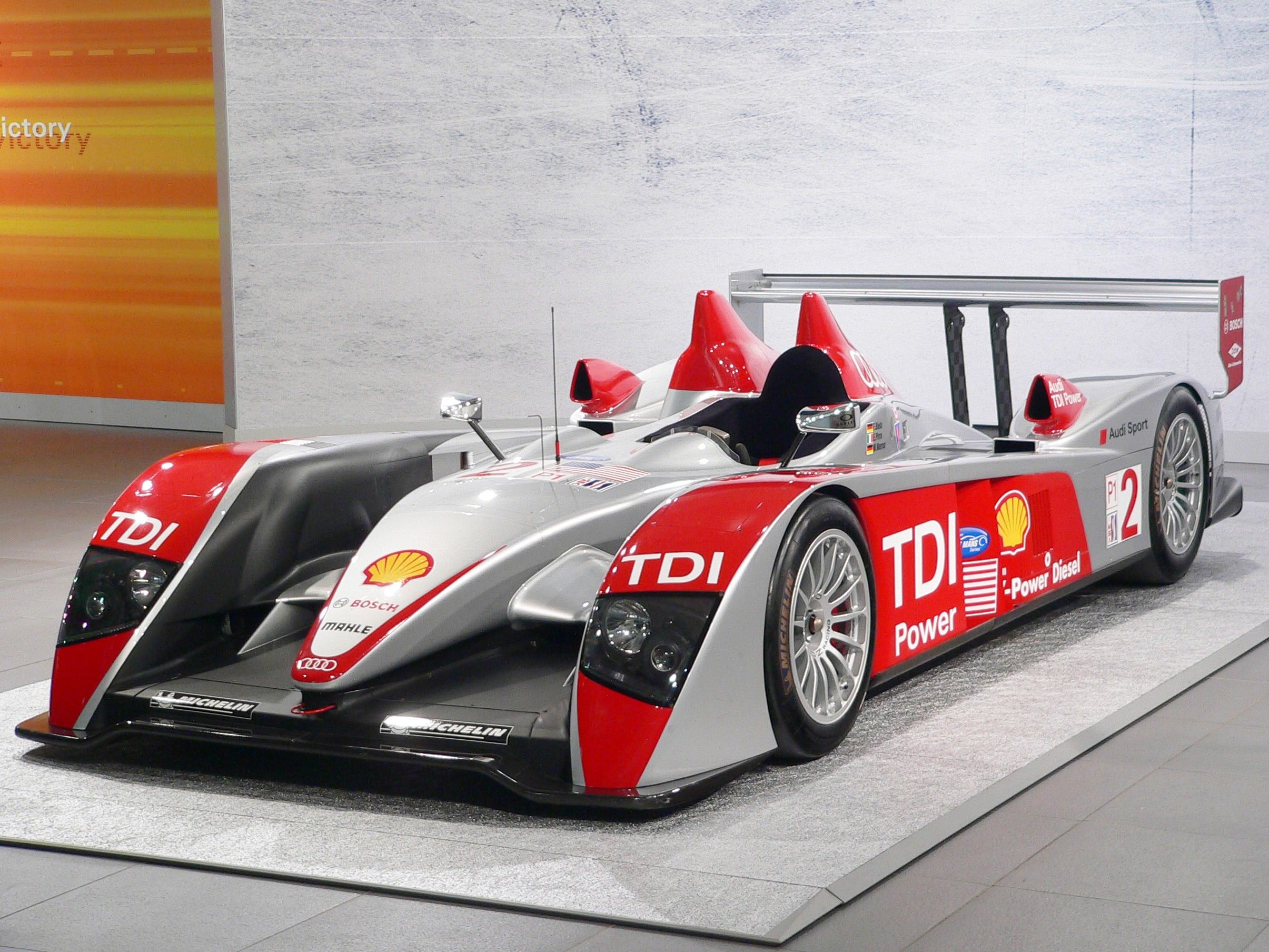 Audi R10 TDI: il diesel che dominava l’endurance – WEC