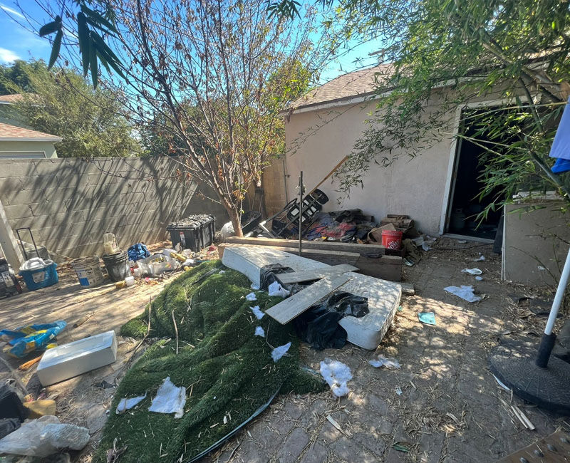 Full-Service Junk Removal Experts | TOO MUCH JUNK