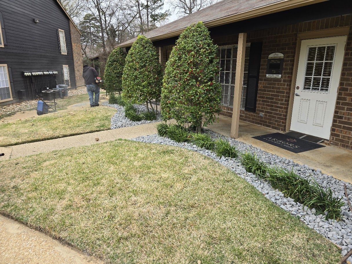 Walking Paths Landscaping – Enhance Your Yard | Legendary Landscapes
