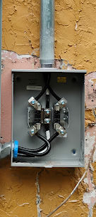 Who Handles Damaged Meter Can Jaws? | Envision Electrical Solutions