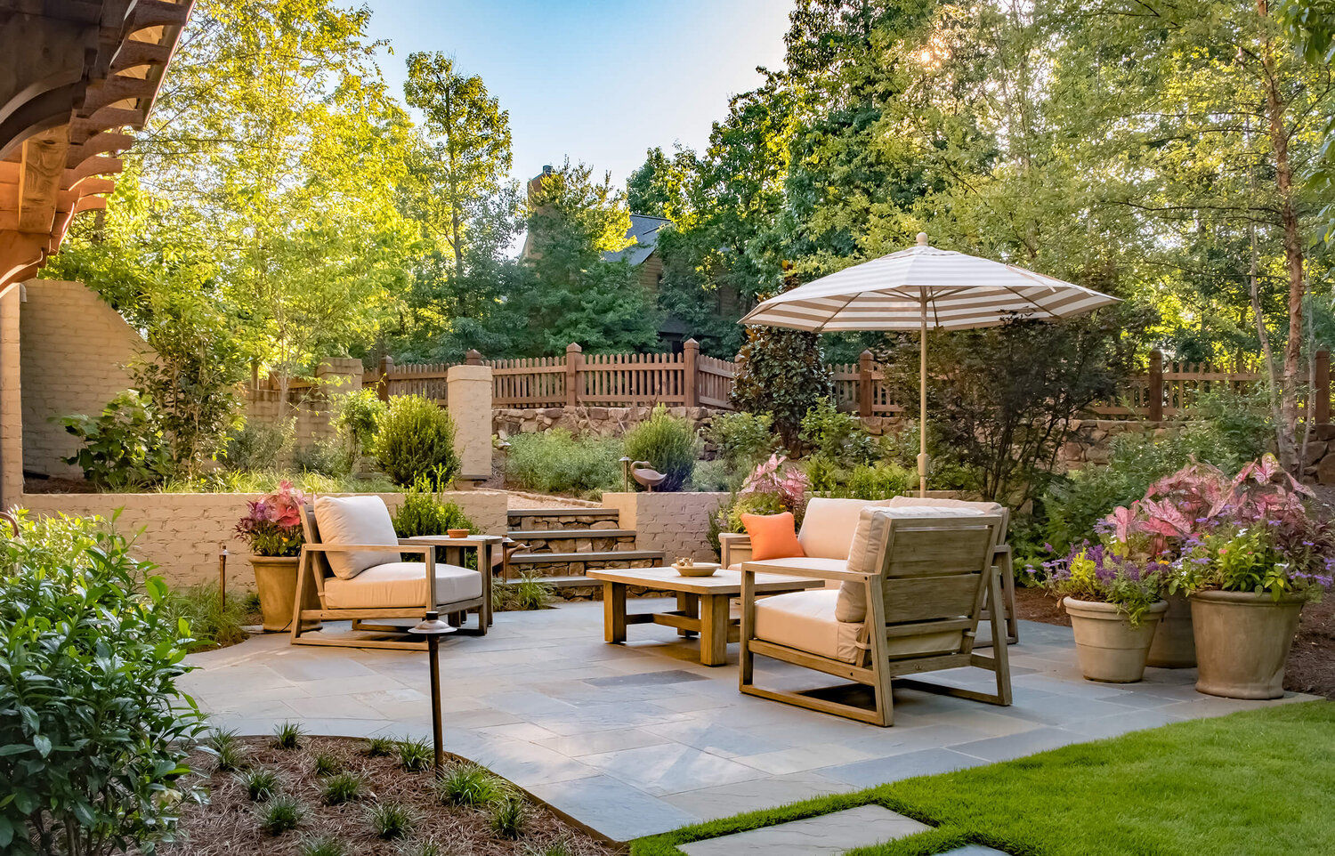 From Ordinary to Elegant: A Roswell Courtyard Brought To Life | Padron ...