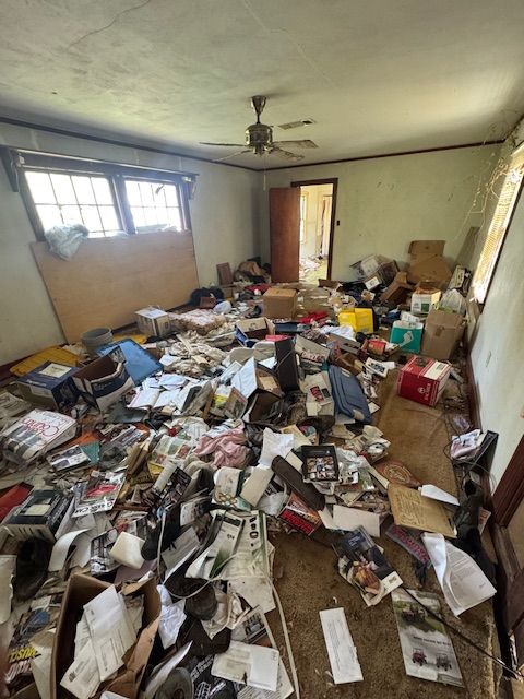 Hoarder House Clean Out Services | Advanced Junk Removal