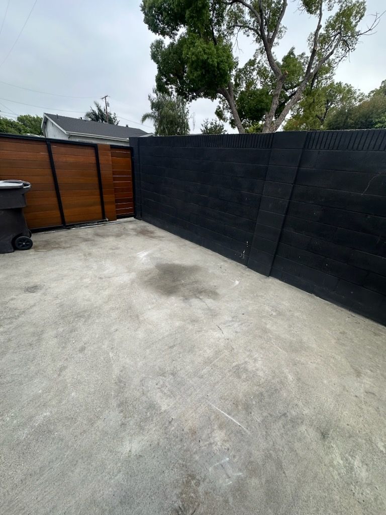 Swift Transformation of Cluttered Yard in Santa Ana | Roa Solution Junk ...