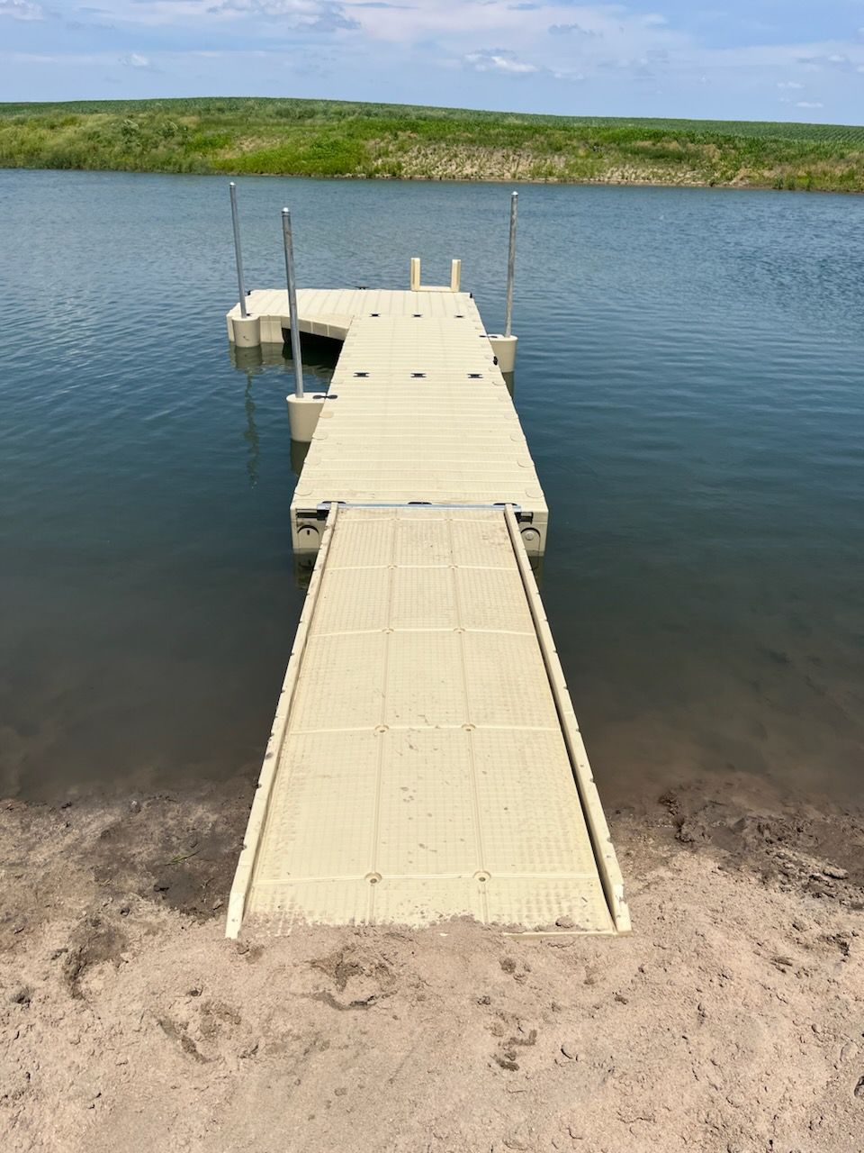 Modular Floating Dock Installation in Nebraska | MD Aquatics