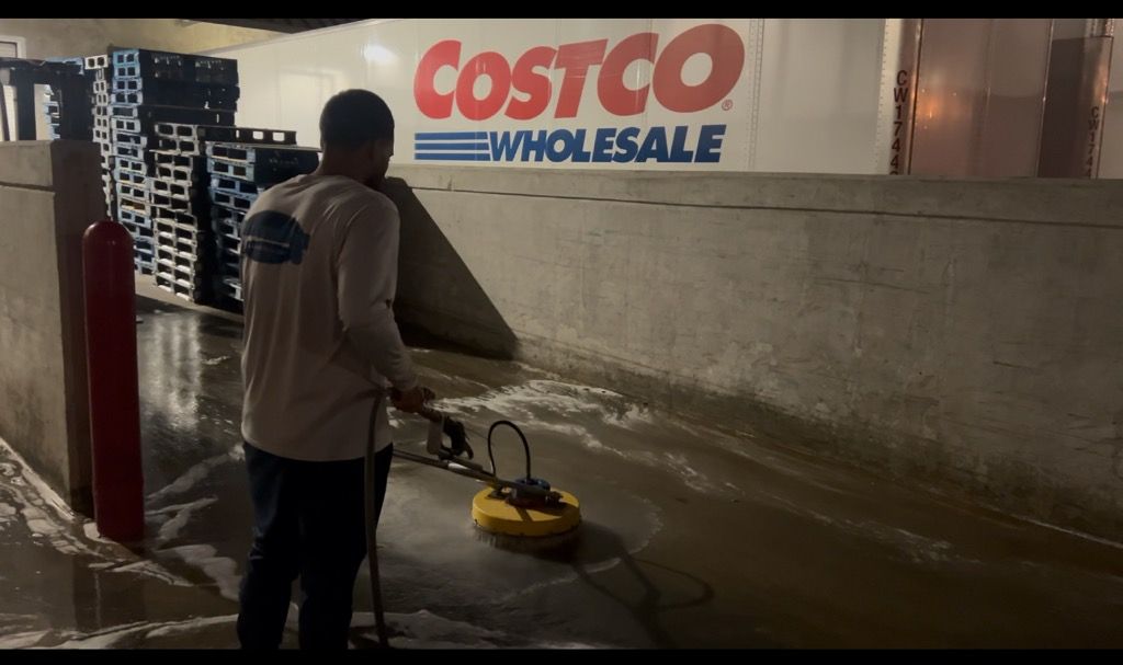 Nighttime Pressure Washing for Costco in Miami | Pressure Kleen Co