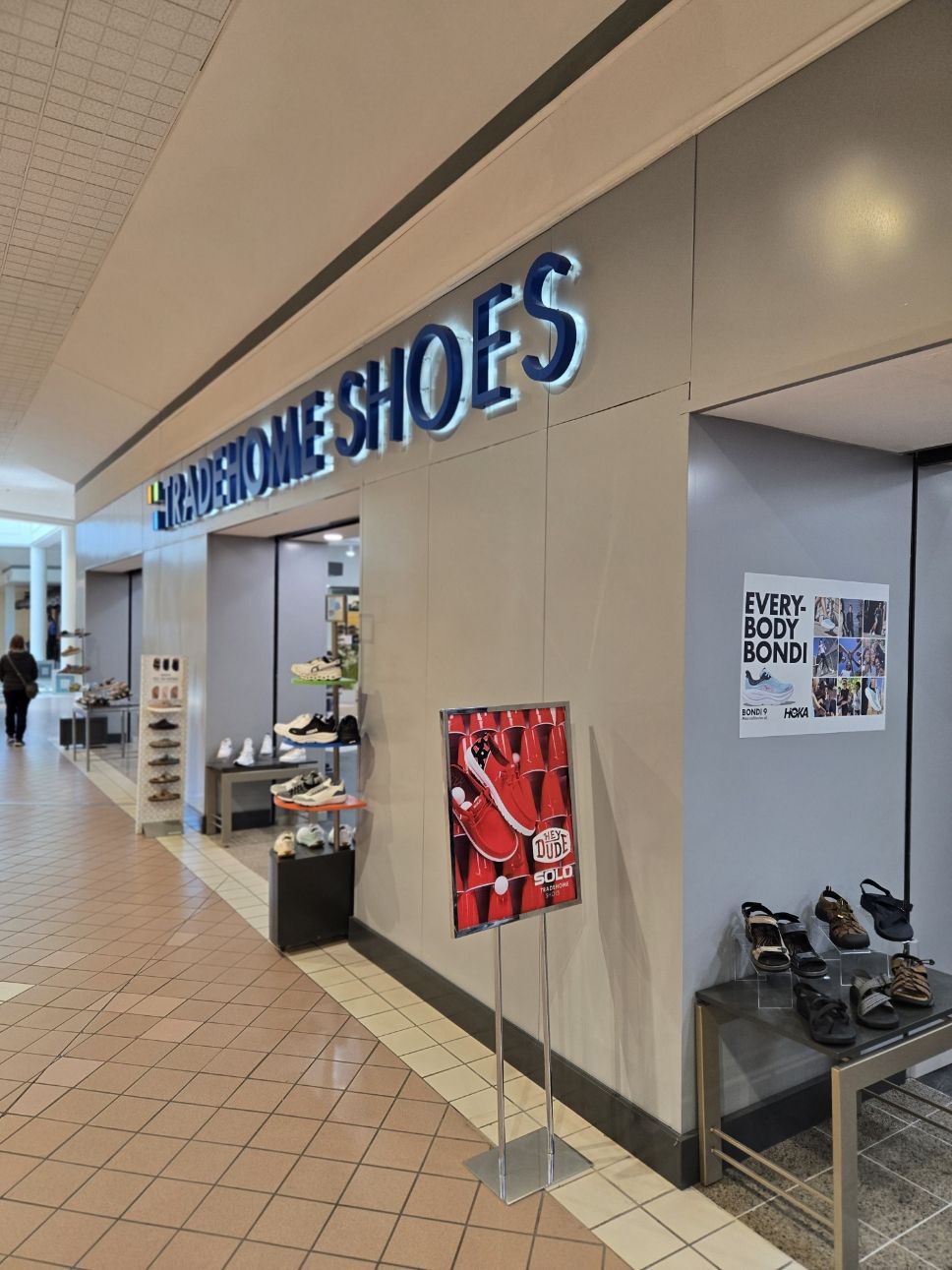 Metal Storefront Cladding for Minneapolis Mall Shop | Iron Ridge ...