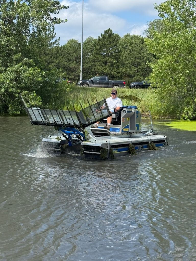 Aquatic Weed Removal with Eco-Friendly Equipment | MD Aquatics