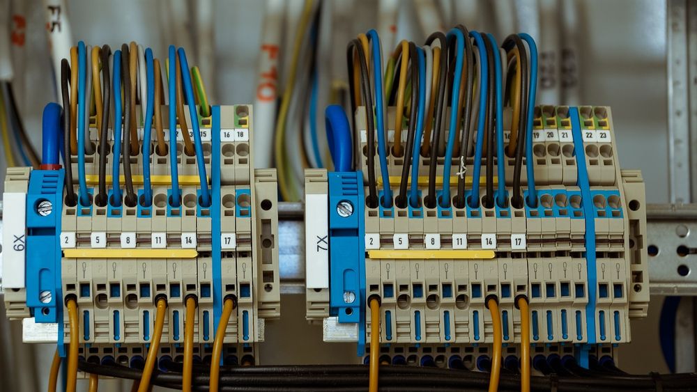 Low-Voltage Systems & Data Cabling Services | Premier Electric
