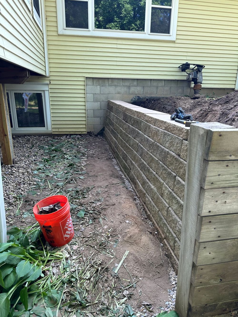 Retaining Walls Experts | Landscaping Services | Steiner Landscaping