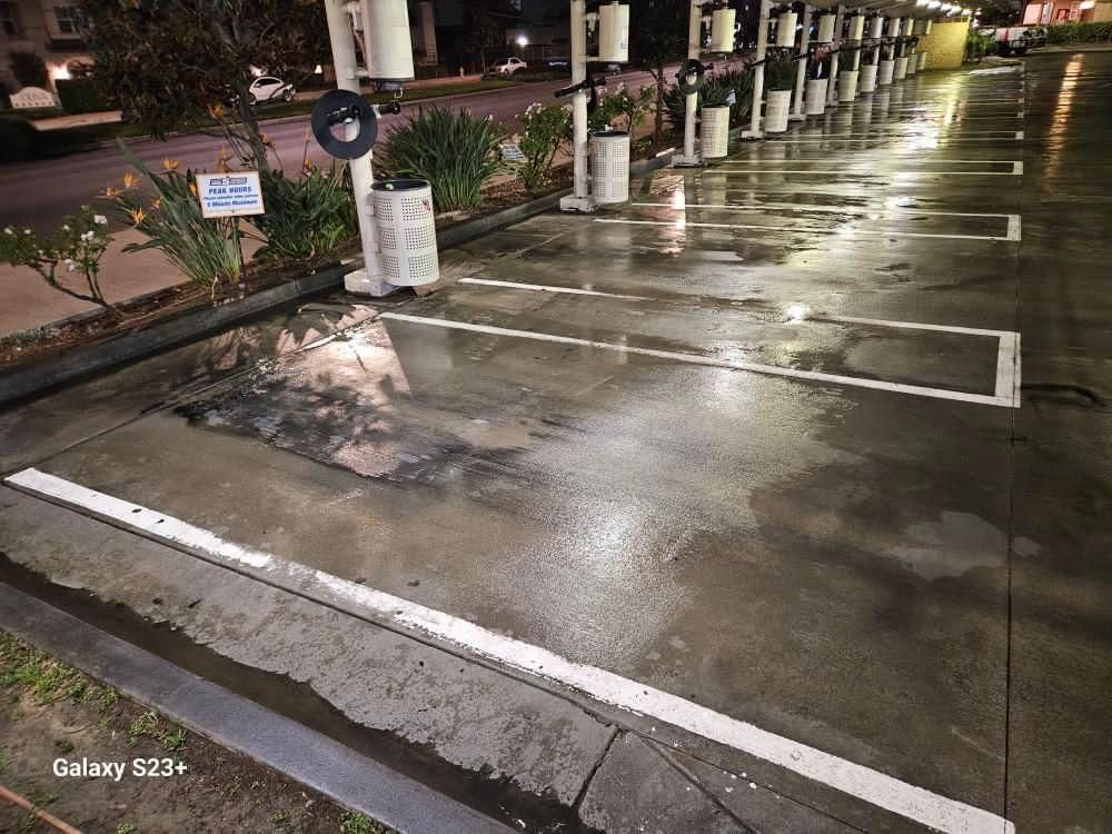 Parking Lot Washing Services | Pressurize Washing Systems LLC