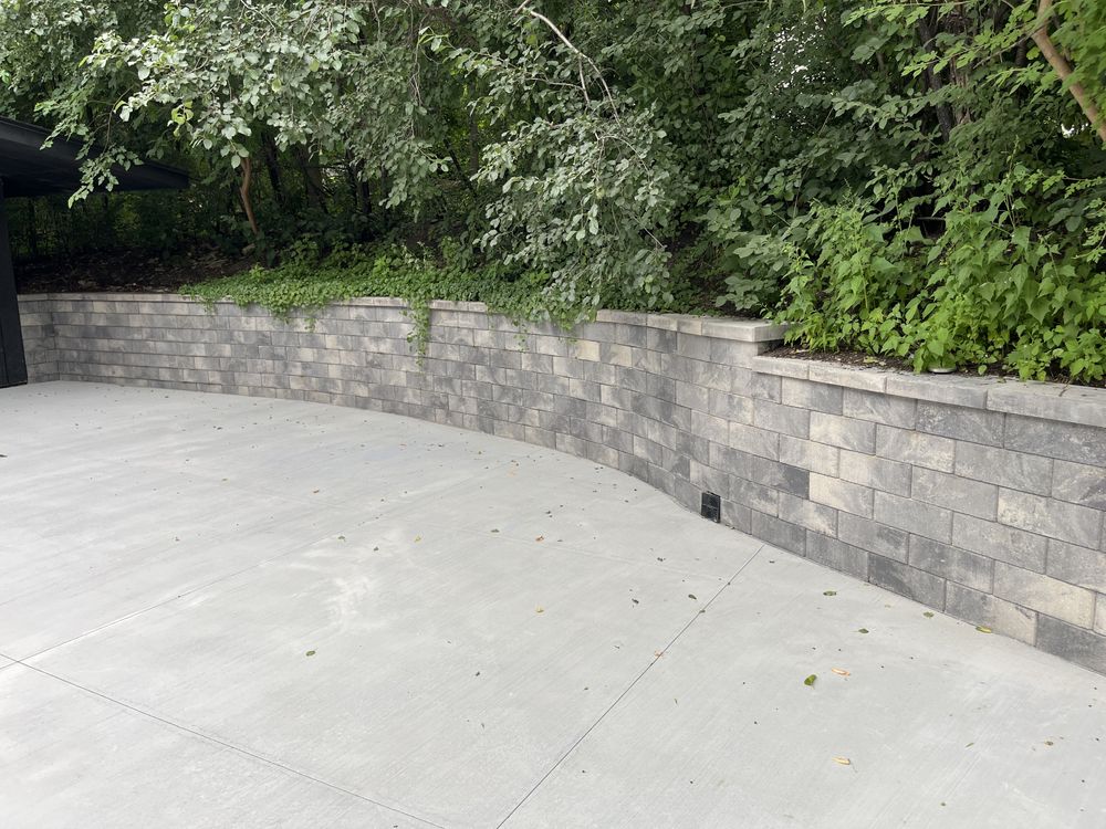 Patios & Retaining Walls Services - Walker Outdoor Solutions