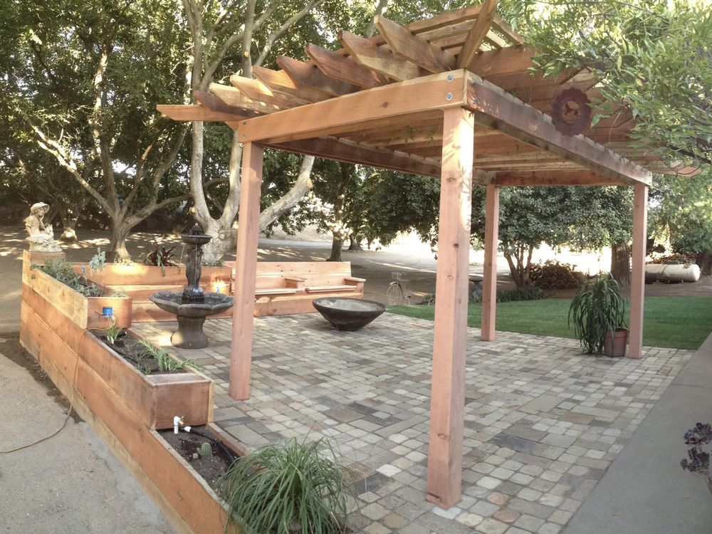 Pergolas for Stunning Outdoor Spaces | Signature Lawn and Landscape