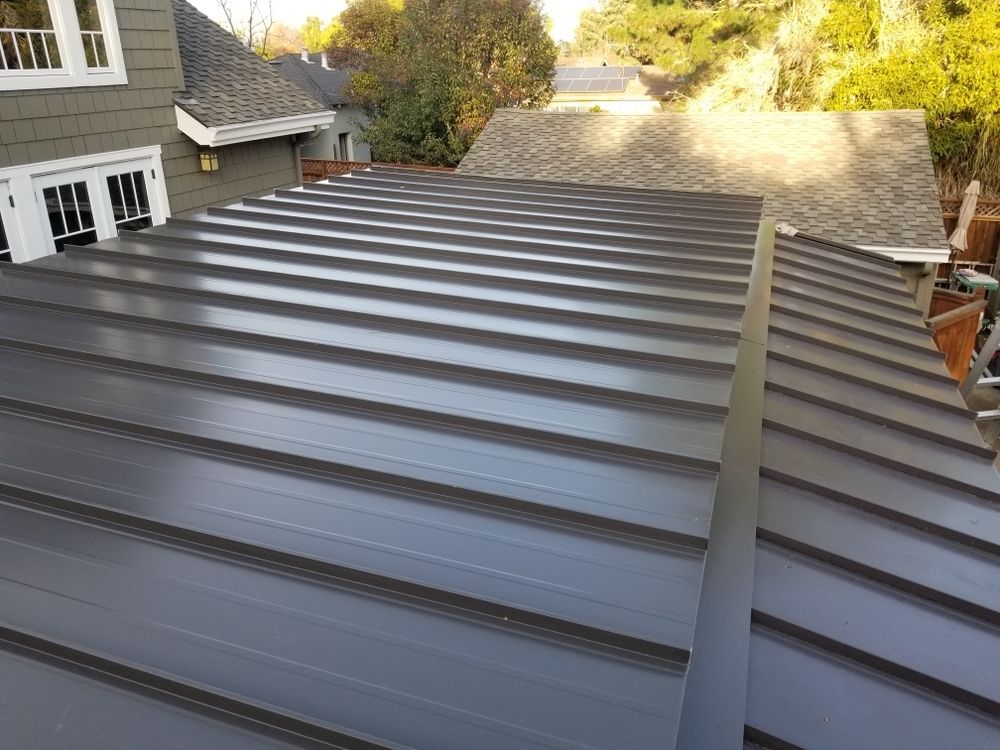 Metal Roofing Services | Bay View Roofing, Inc.