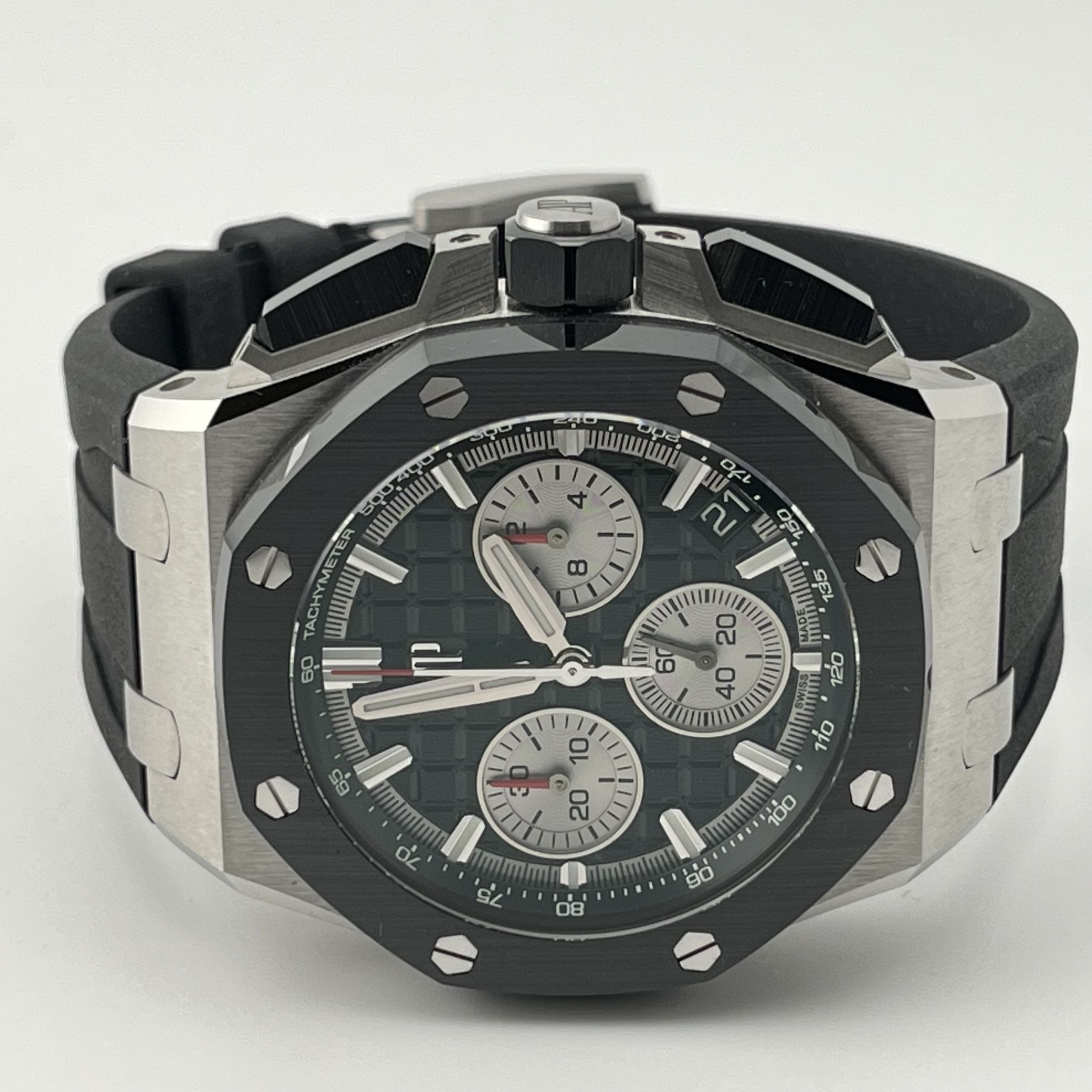 Luxury Watch Den. Audemars Piguet Royal Oak Offshore - 26420SO