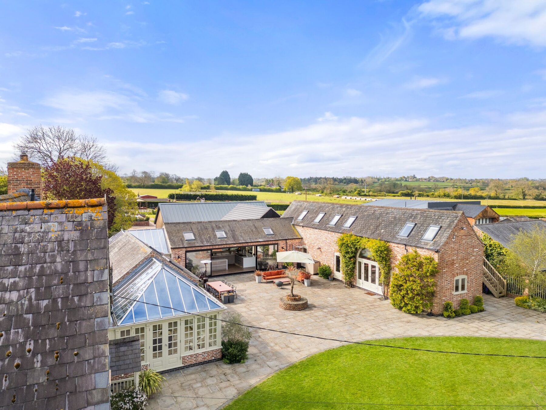 Design Projects: 1600s Country Home Rear Extension | Barn-Style Garden ...