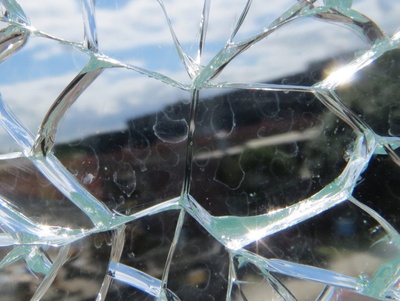 The Glass ‘Butterfly Effect’; The Risk of Glass Failure due to Nickel ...