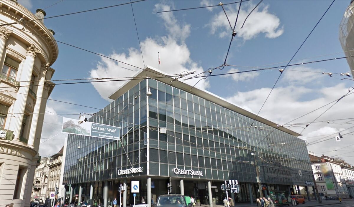 Hochparterre - «Banken gehen, Gebäude bleiben»