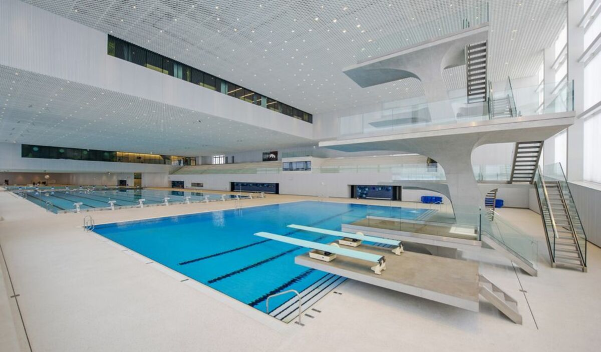 Hochparterre - «Das grösste Hallenbad der Schweiz»