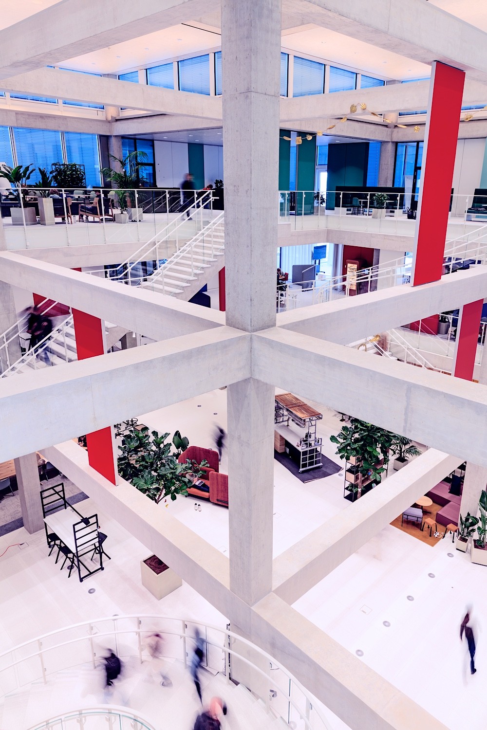 Hochparterre - HSG-Neubau: Offenes Betongebälk in St. Gallen