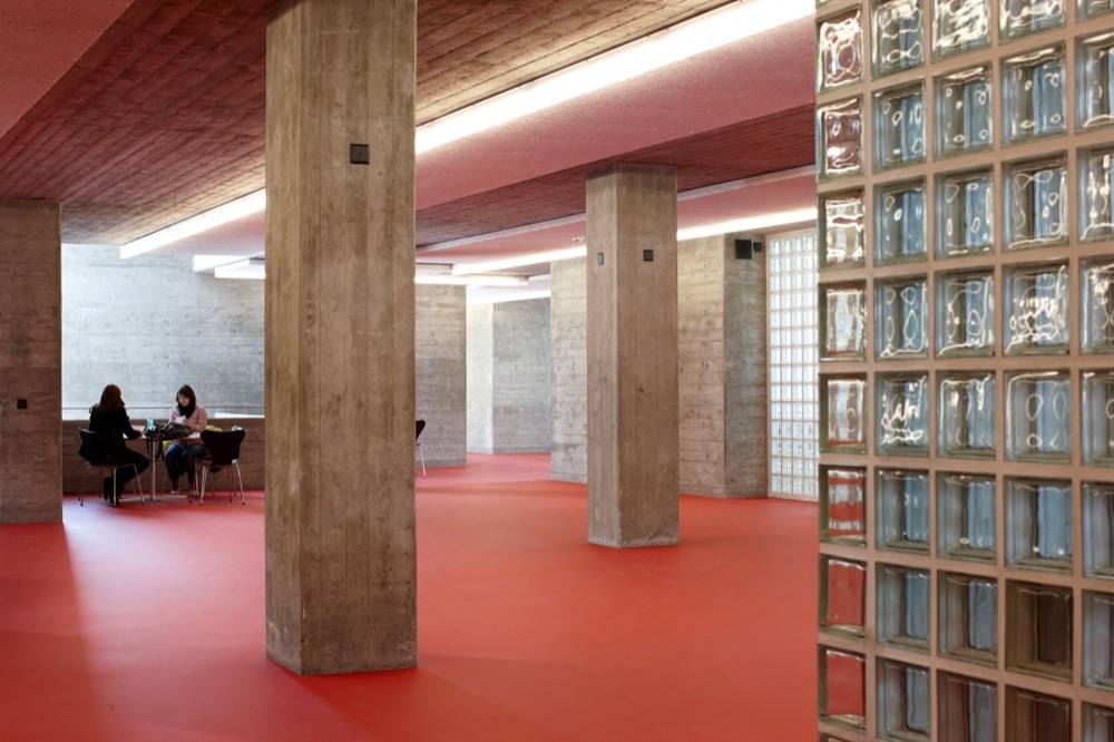 Hochparterre - Kanti im Jungbrunnen