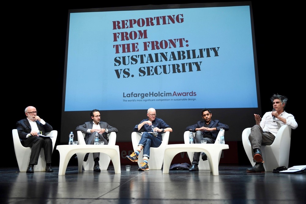 Hochparterre - Sustainability vs. Security