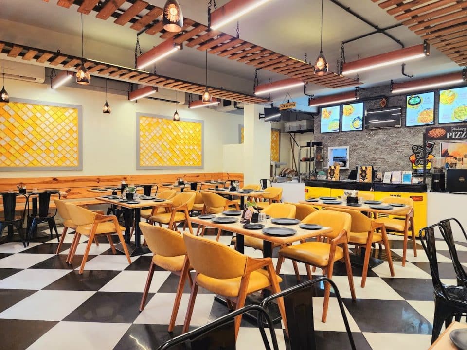 Cafes In Navrangpura That Are Worth Visiting - Part 1 | Hungrito