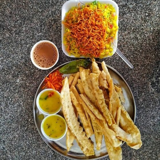 8 Street Food Places To Visit In Ahmedabad | Hungrito