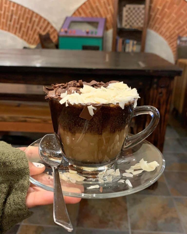 6 Best Cafes In Mussoorie : 6 Best Must-Visit Cafes in Mussoorie