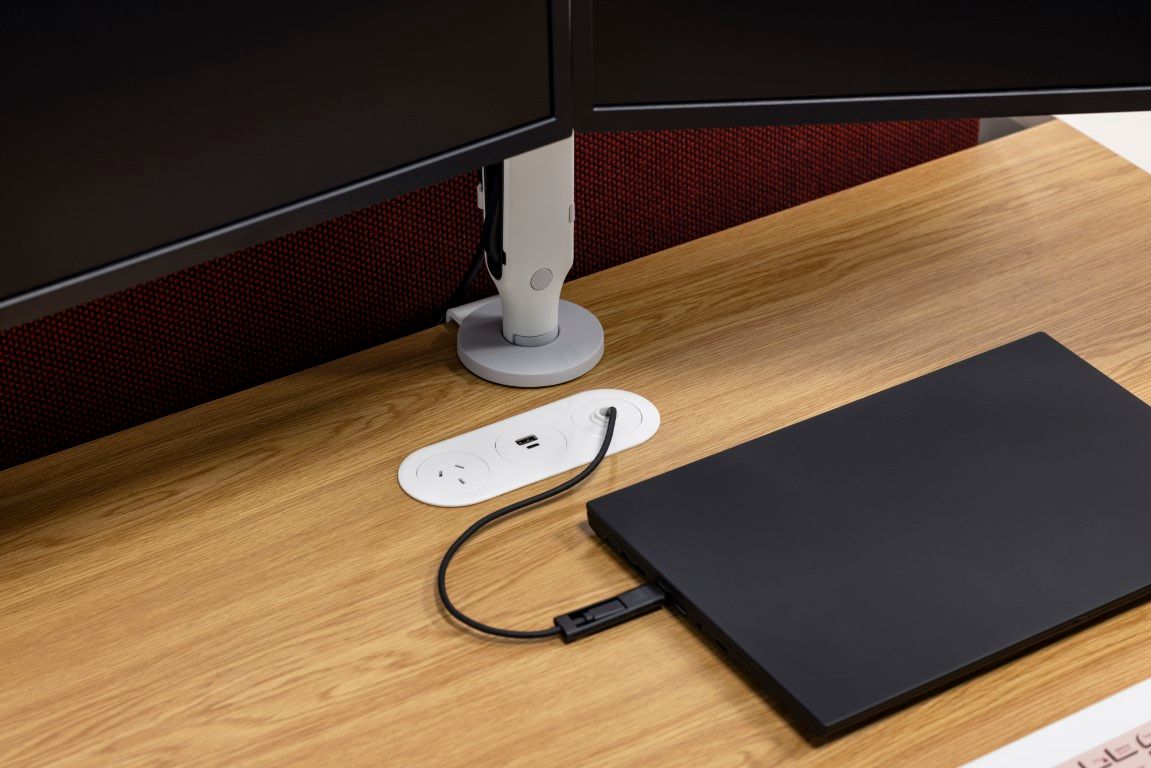 Aerial Touchdown | Vidak