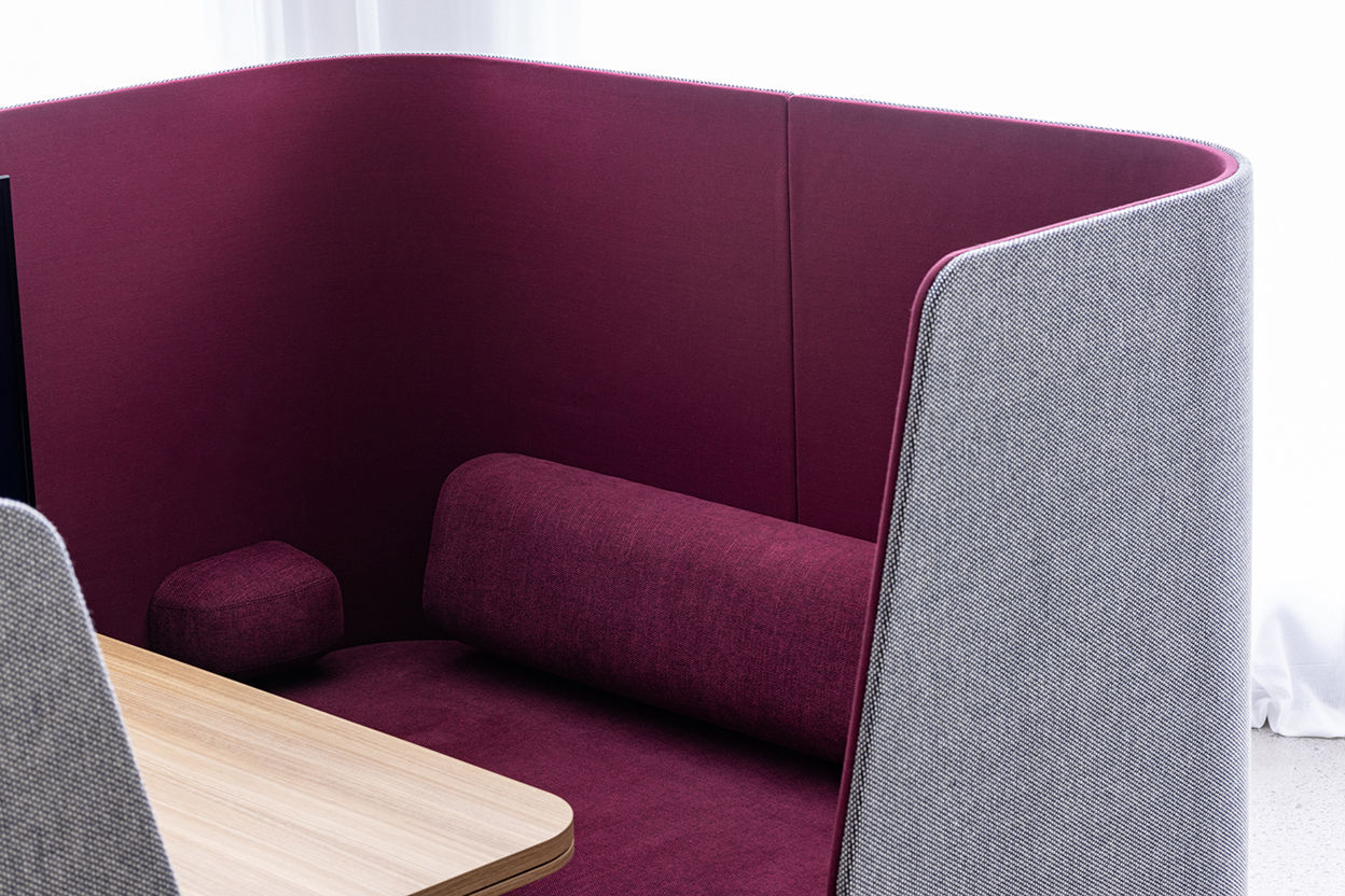 Retreat Booth multi-person booth | Vidak