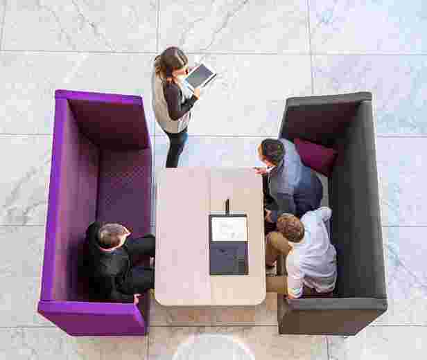 A Shift to Alternative Workpoints in Dynamic Workplaces. | Vidak