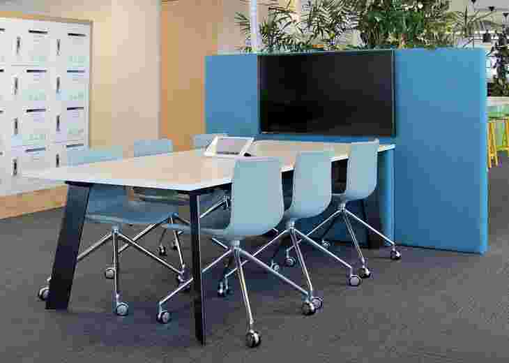 Huddle Collaborative Booths | Vidak