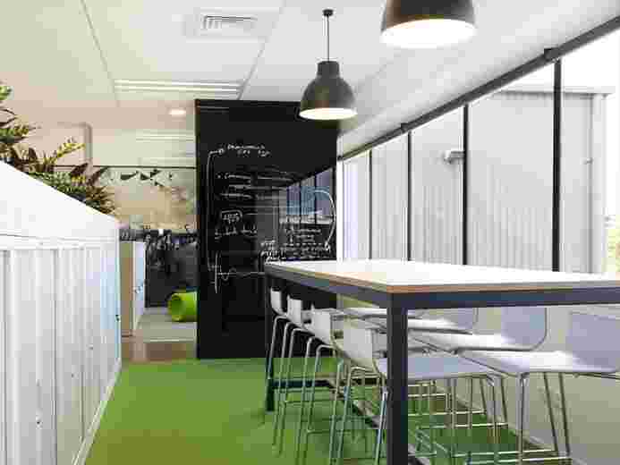 Studio Table | Vidak