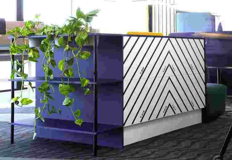 Releezme software for smart lockers | Vecos cloud platform | Vidak
