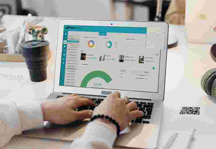 CMS Engage - Workplace Technology | Vidak