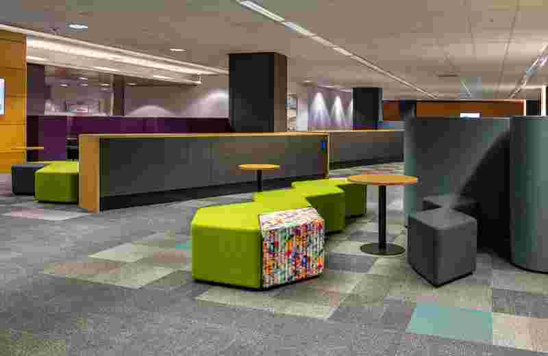 Vecos smart lockers | Flexible electronic locker systems | Vidak | Vidak