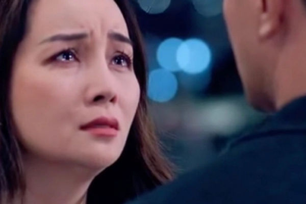 Cuộc Chiến Phòng Vé: Bài Học Đắt Giá từ Đóa Hoa Mong Manh của Mai Thu Huyền