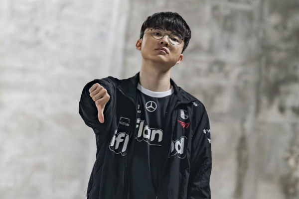 T1 Được Hưởng Lợi Từ Trận Thua GenG: Bí Quyết Thành Công Của Tuyển Thủ?