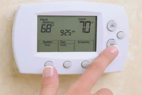 What Does Run Mean On A Thermostat? | (Understand 2 Facts) - Nerd Plus Art What Does Run Mean On A Thermostat? | (Understand 2 Facts) - Nerd Plus Art