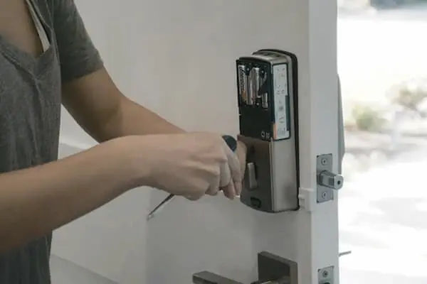 How To Rekey A Smart Lock? | (5 Step-by-Step Guide) - Nerd Plus Art