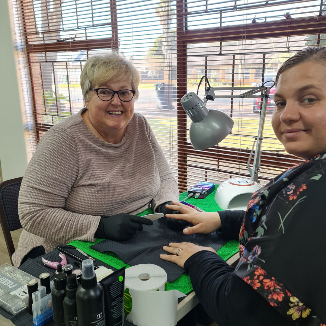 4-SYSTEM GEL COURSE RUBBER BASE, BUILDER GEL, LIQUI-FLOW GEL &VELOCITY ...