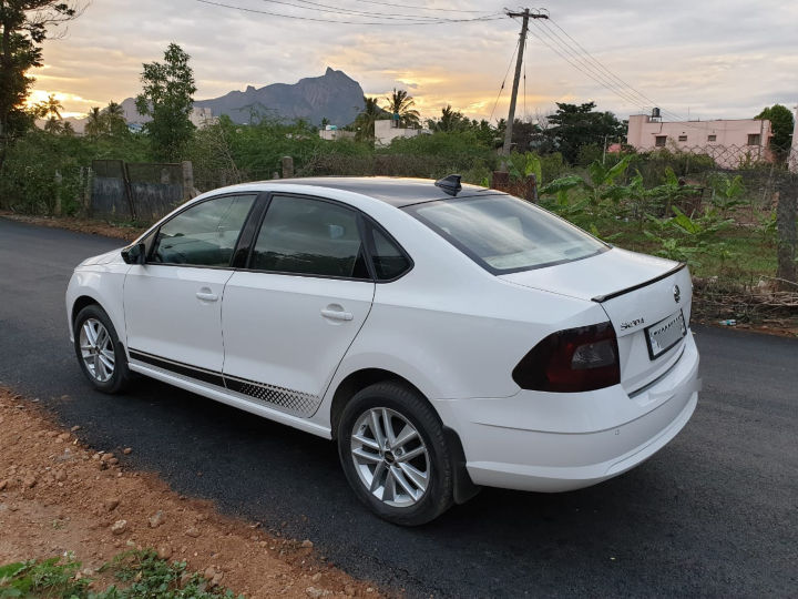 Skoda Rapid Rider Modified to Style Variant - Details